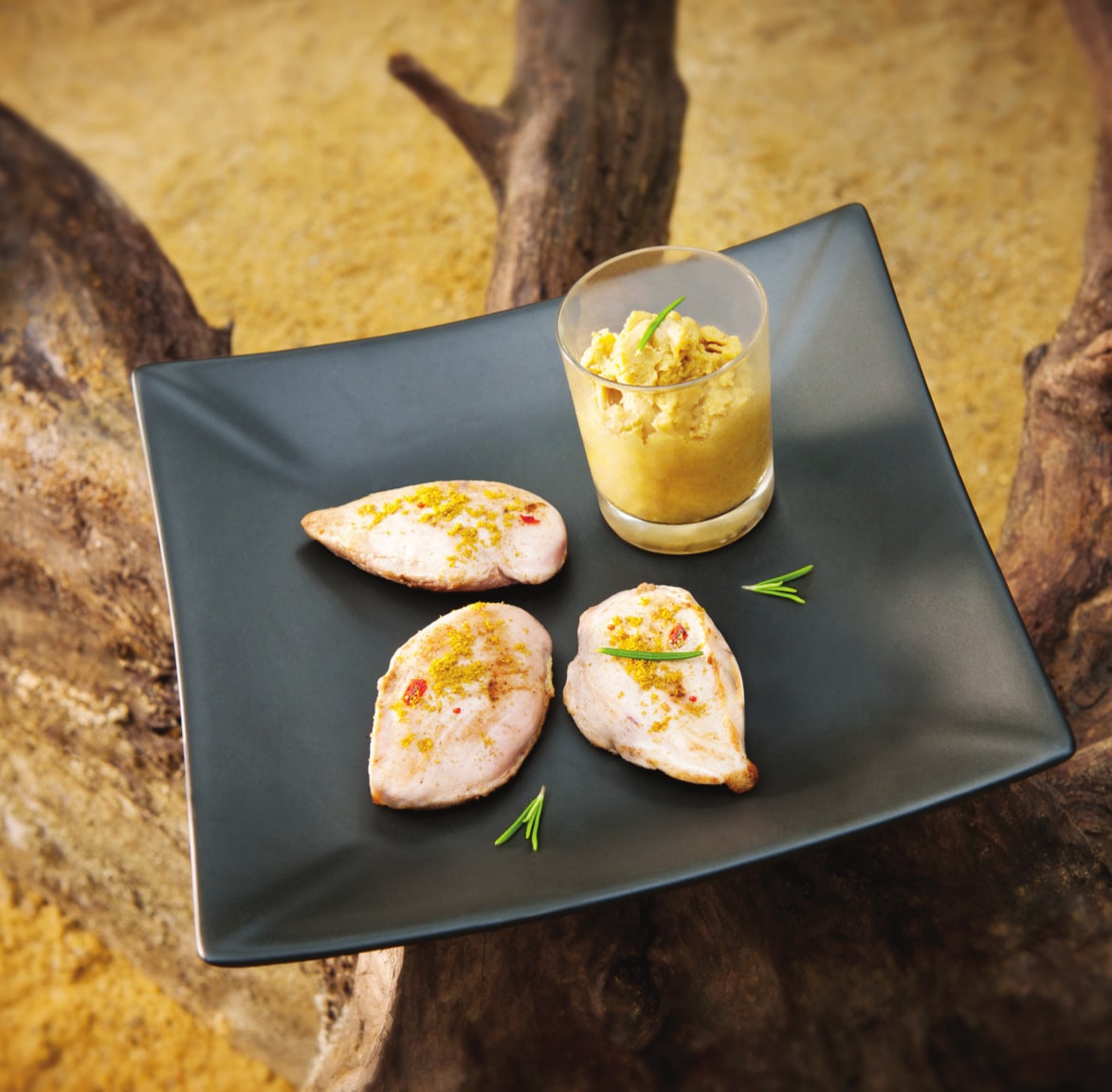 Filet de caille confit de merguez, poivrons rouges & baies roses ...